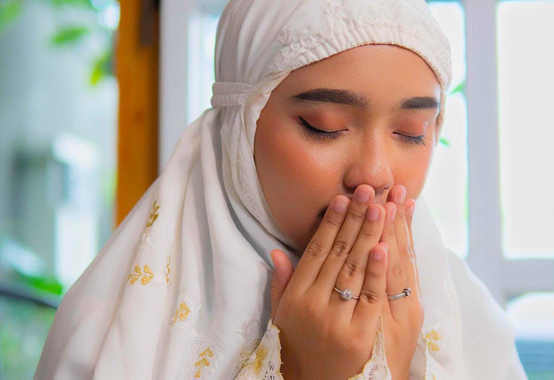 Apakah Hukum Puasa Tapi Tidak Solat?